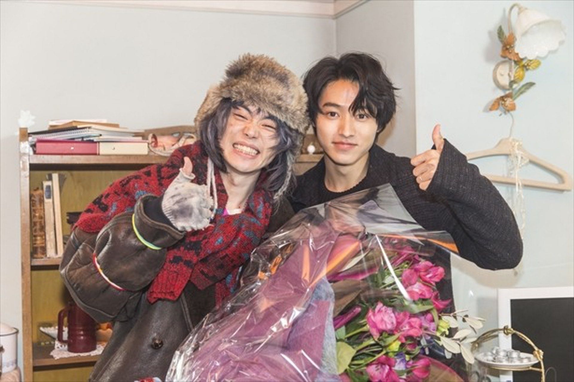 日本漫改小王子!《今際之國》山崎賢人「飾演機智宅男」爆紅 男神外表「私下搞笑天然呆」反差超強 新奇爆報
